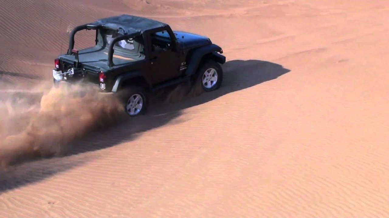 Jeep Wrangler JK Stuck in Desert - YouTube