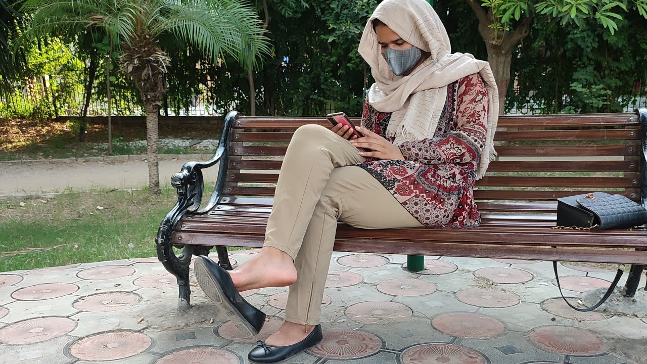 Dangling flats | Custom videos available - YouTube