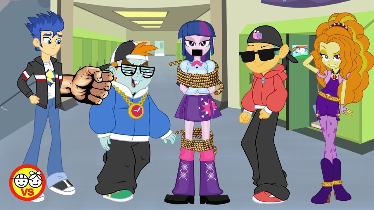 MLP Equestria Girls Love Story Abduction - Transforms Animation - YouTube