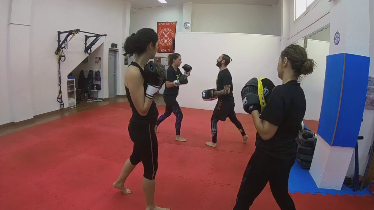 Clases de BR Boxing - YouTube