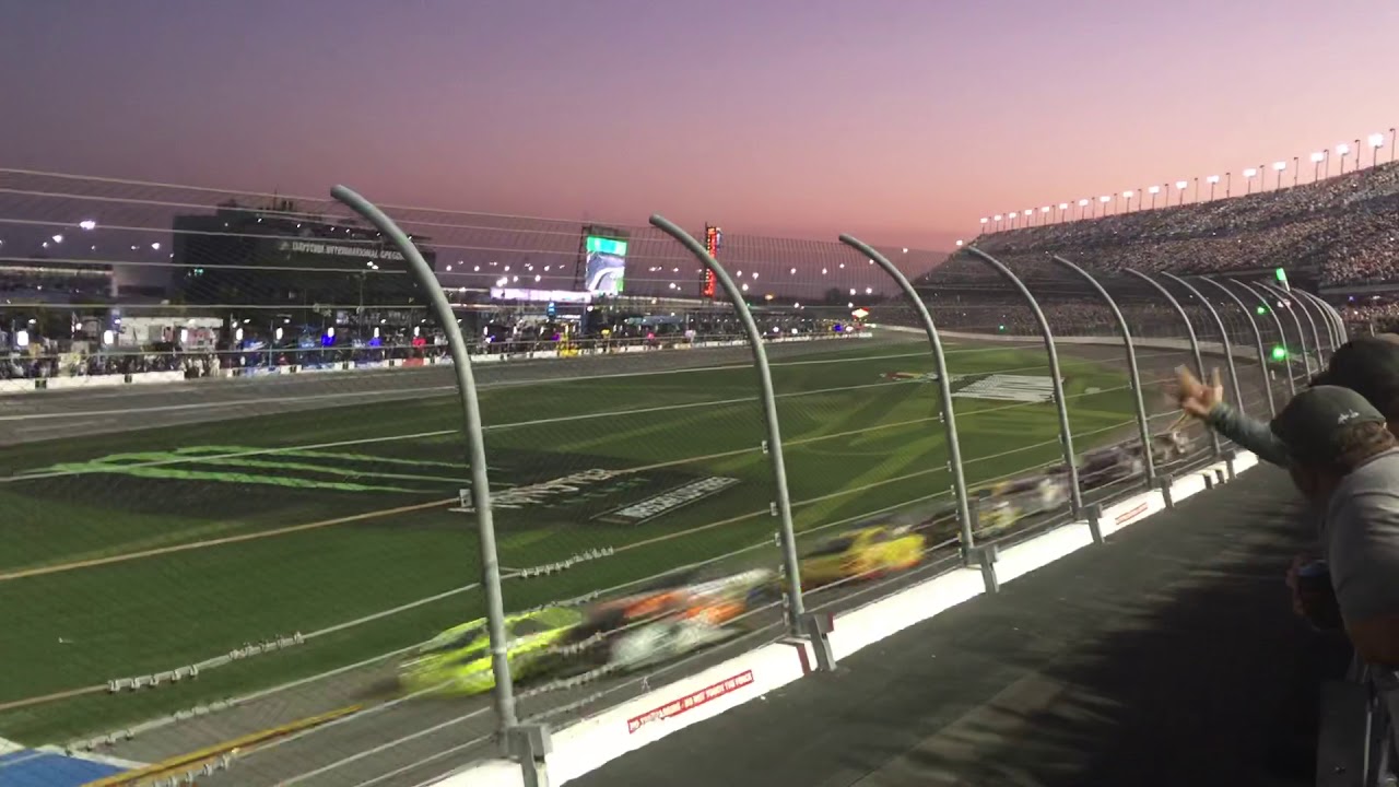 2018 Daytona 500 Finish Spectators POV - YouTube