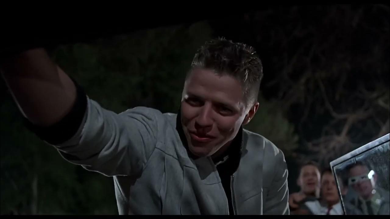 Biff intenta besar a Lorraine | Back To The Future (1985) | Full HD Español Latino - YouTube