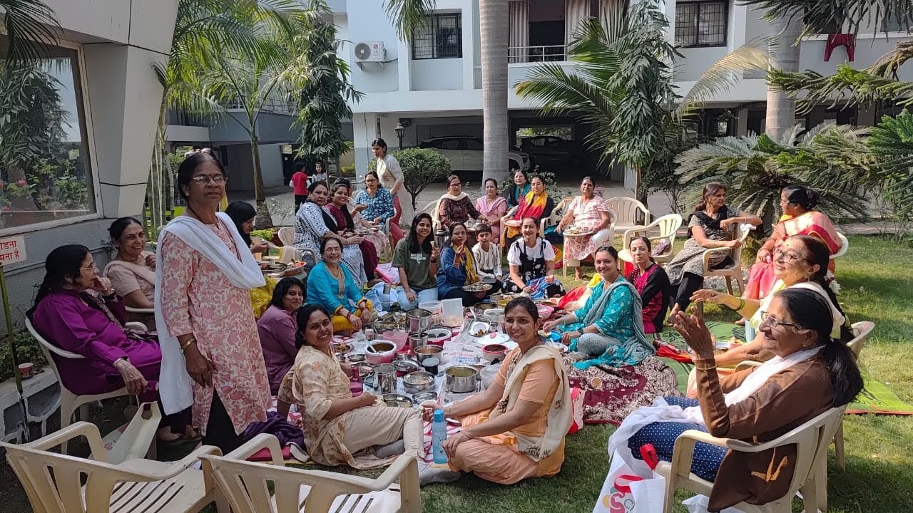 Dabba party - YouTube