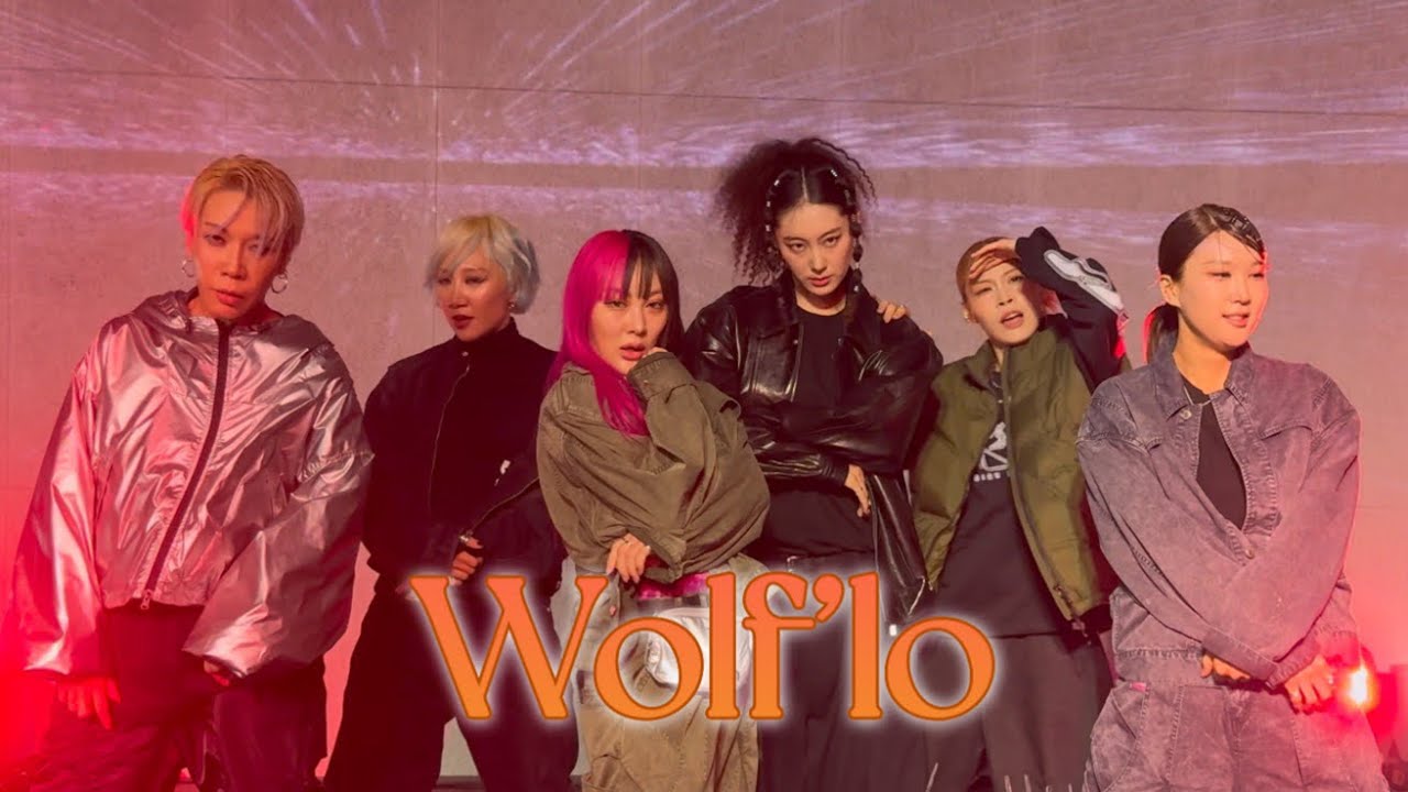 울플러 직캠 Wolf’lo 231101 @삼성유니버스 팝업 - YouTube