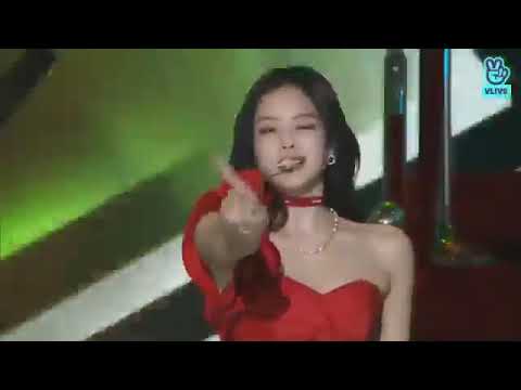 jeniee solo şarkısı konser💜