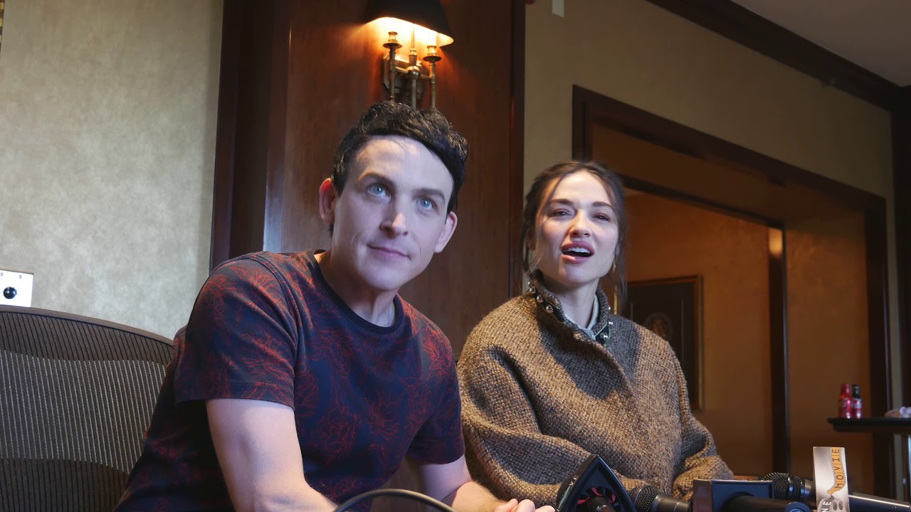 Robin Taylor and Crystal Reed Talk Gotham on FOX - YouTube