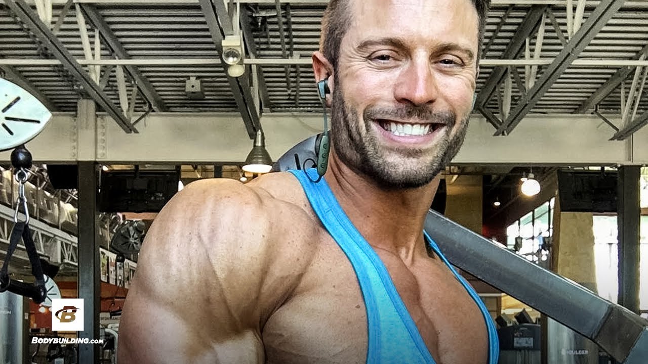 Delts and Abs Workout | Flex Friday with Trainer Mike - YouTube