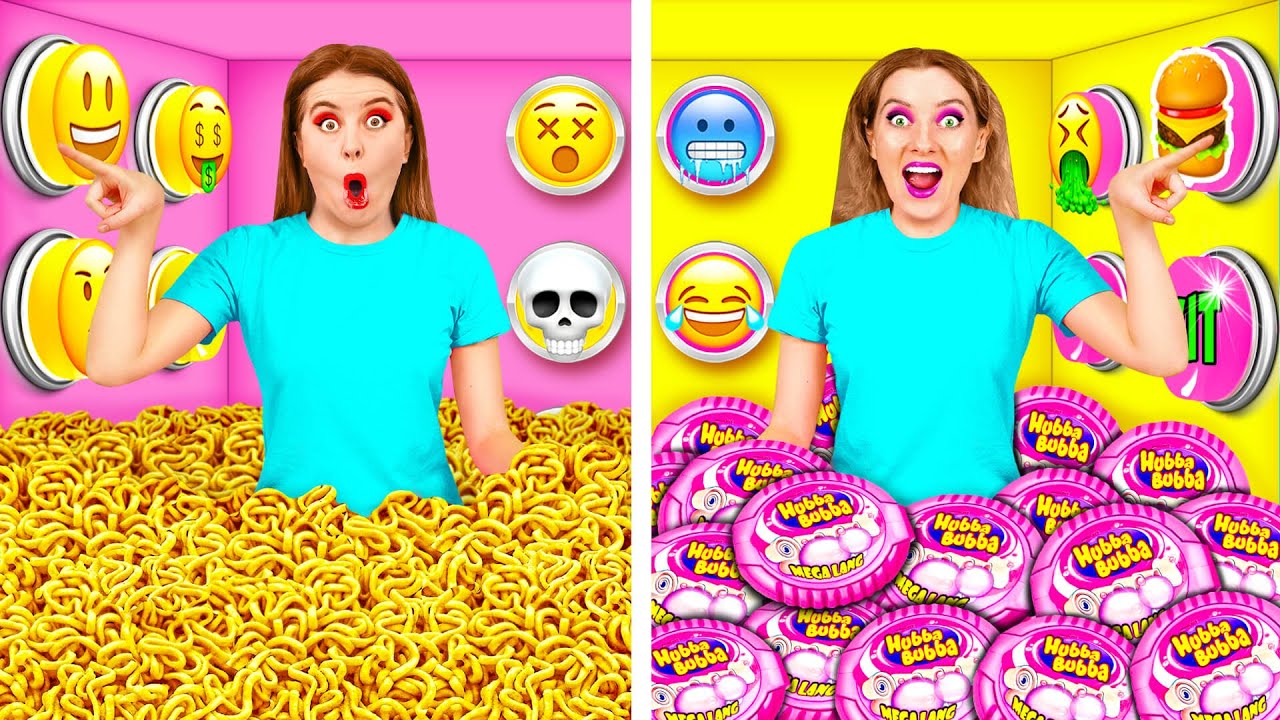 1000 Mystery Buttons Challenge Only 1 Lets You Escape | Funny ...