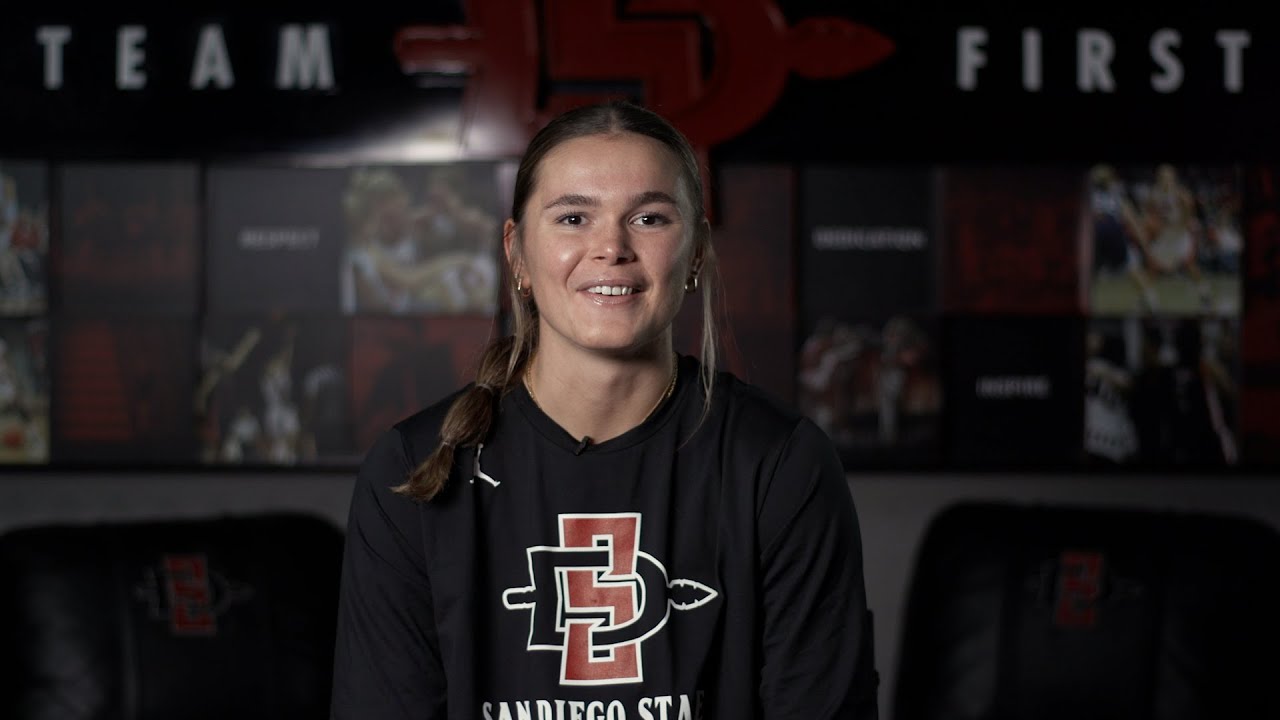 SDSU WOMEN'S HOOPS: GET TO KNOW CALI CLARK - YouTube