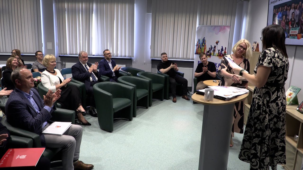 DZIEŃ BIBLIOTEKARZA - YouTube