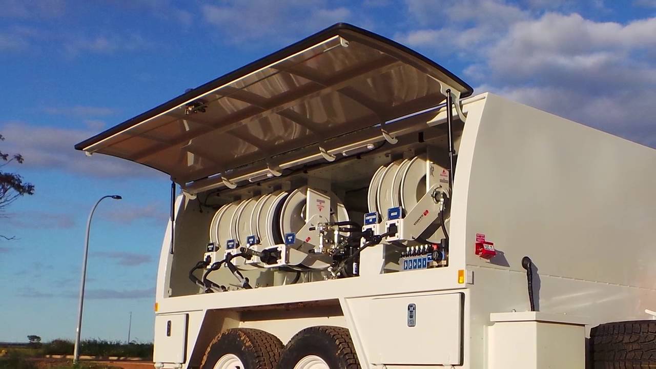 Multiserve Service Trailers - Shermac - YouTube