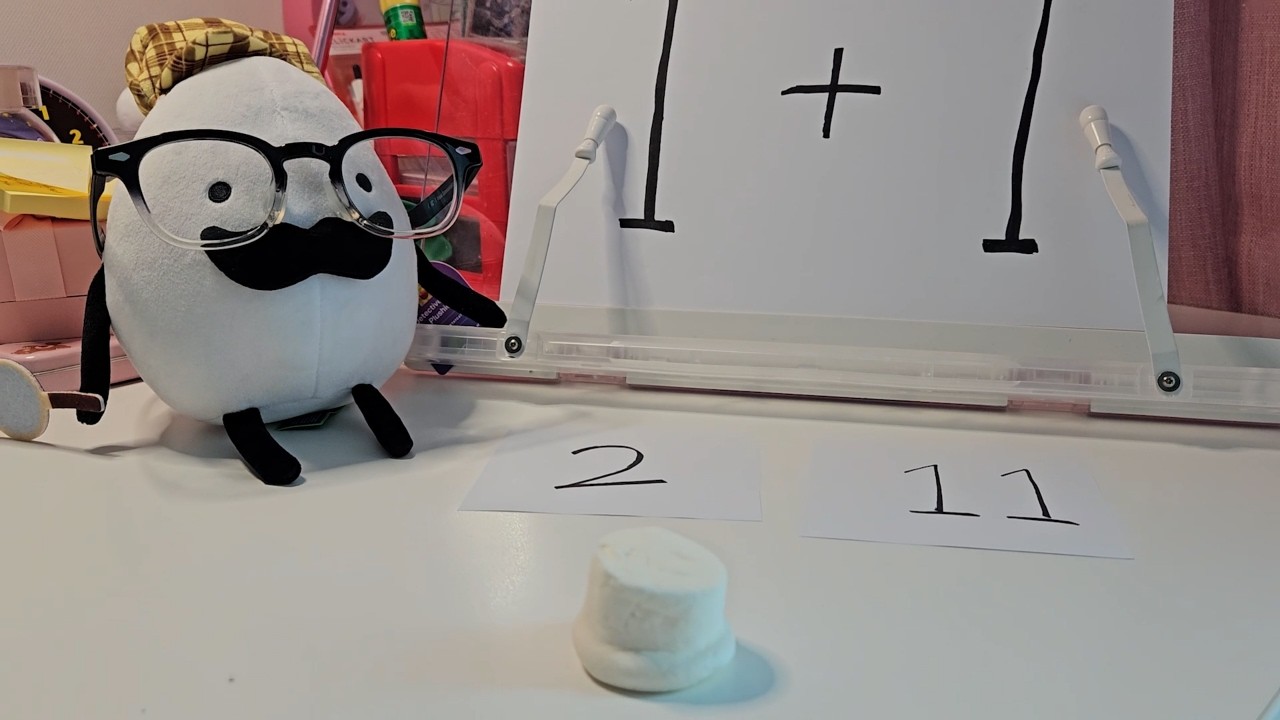 The Detective Egg Official Plushie 6 feat. Smart Marshmallow [Secret ...