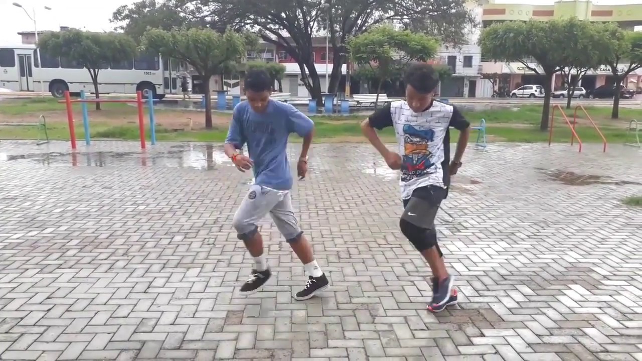Mc Neguinho Do ITR & Mc Denny - Que Popotão Grandão - YouTube