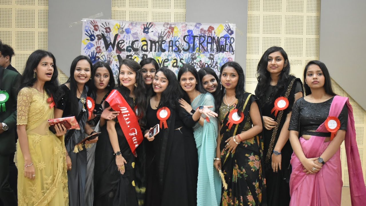 MISS FAREWELL'22 \ Arpita Chaudhary \ Golden Bites \ - YouTube