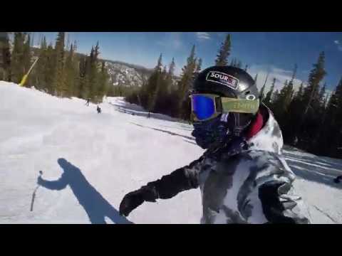 SNOWBOARDING in a BLIZZARD - YouTube