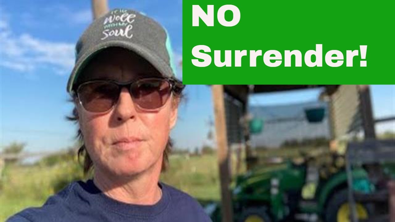 We will not surrender! Do not wave that white flag at any cost! - YouTube