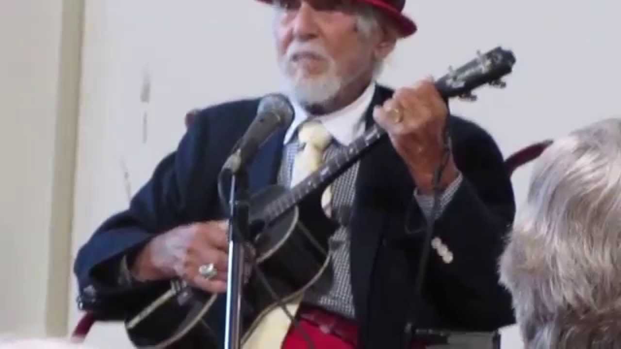 Bill Tapia plays: "Sheik of Araby".mov - YouTube