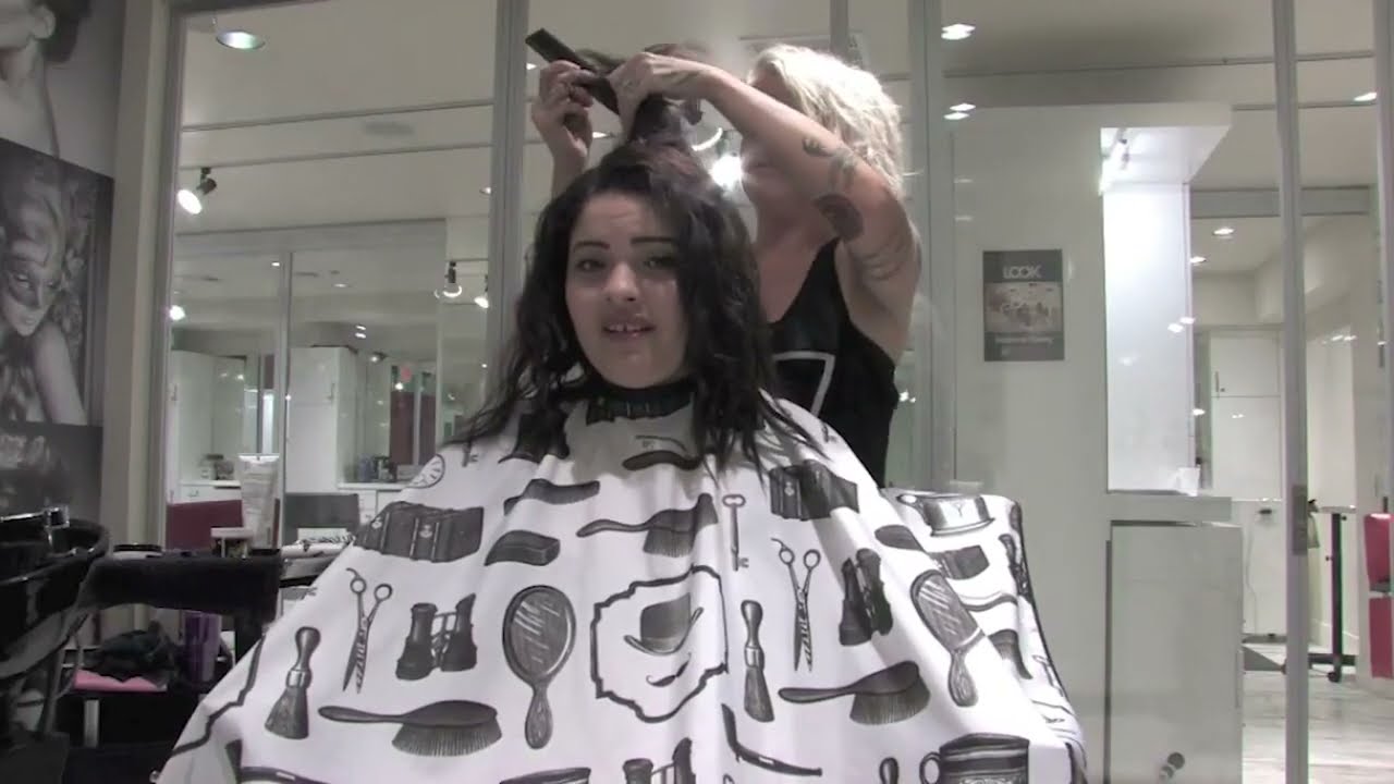 Carina - Pt 1: Long to Undercut Bob (TA77.net Mini) - YouTube