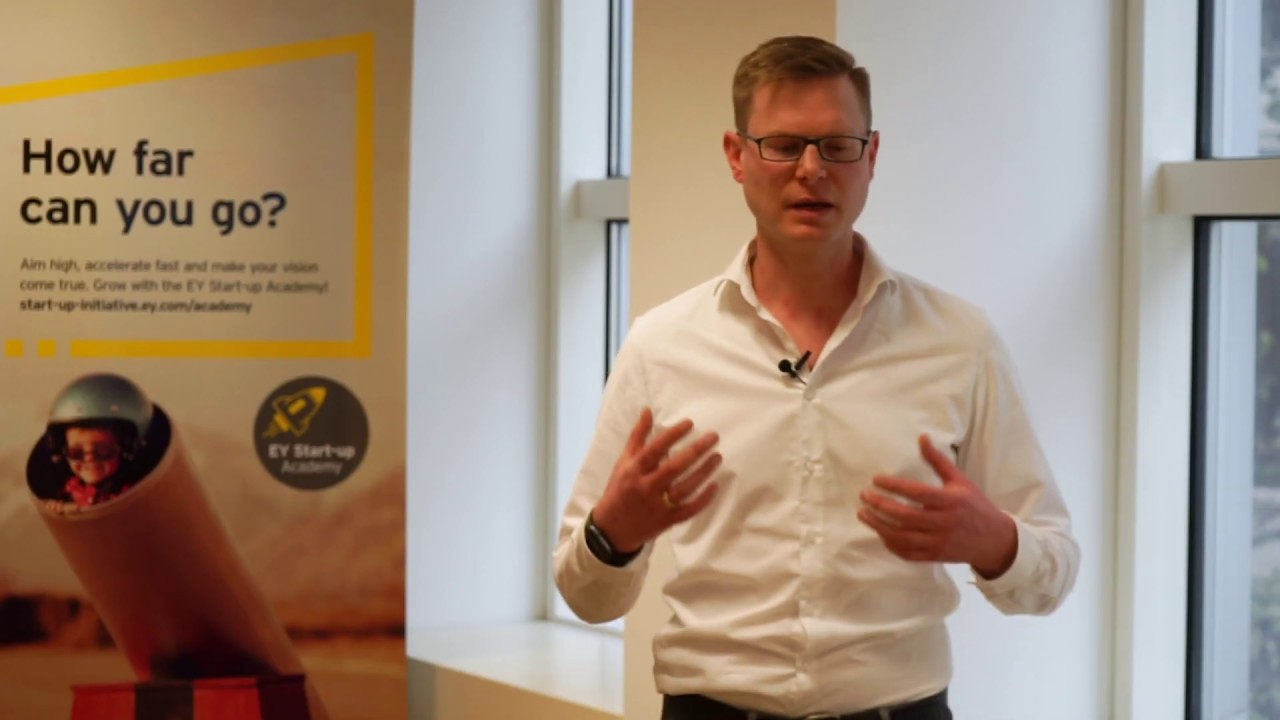 EY Start-up Academy: Henning Wagner von Finexity - YouTube