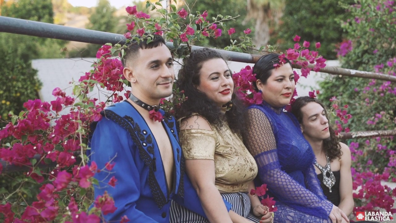 San Cha - Hecho en Casa Session in Los Angeles - YouTube