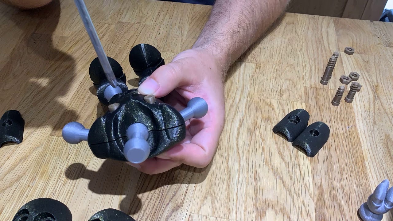 Building Gizmo - YouTube