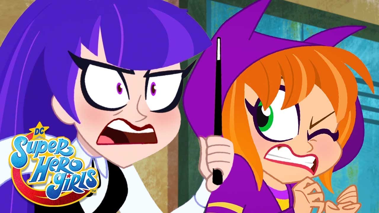 Contratiempos | DC Super Hero Girls Latino America - YouTube