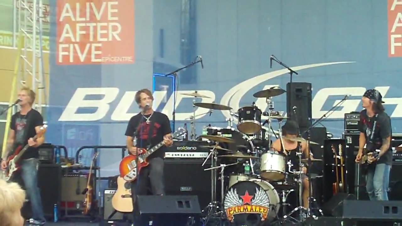 Parmalee - Broken Records (Live in Charlotte NC) HD - YouTube