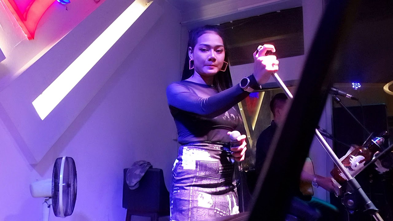 ធៀនមីមី - Thien Mi Mi - 甜蜜蜜 cover by MeyMey in 4K - YouTube