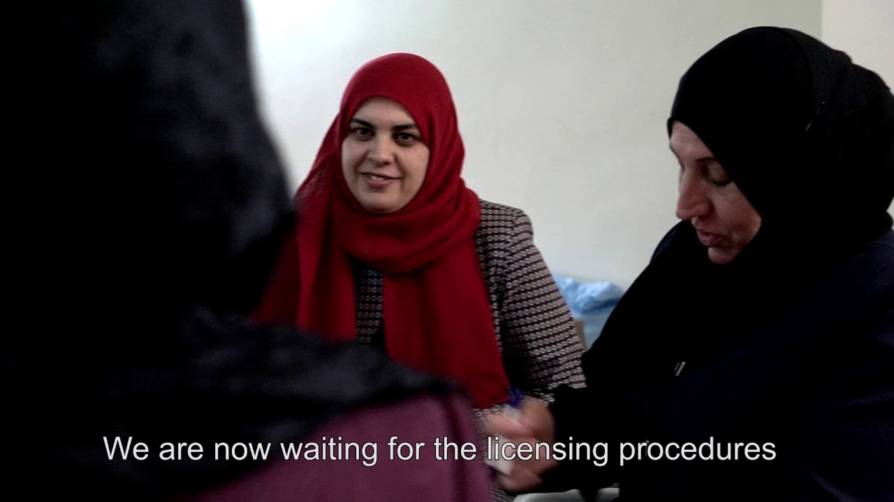 Jordanians and Syrians working together: Lara and Hanan - YouTube