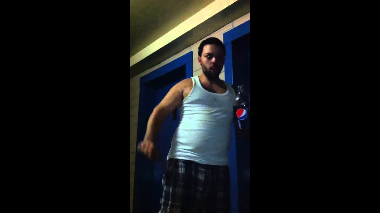 Fat guy burping - YouTube