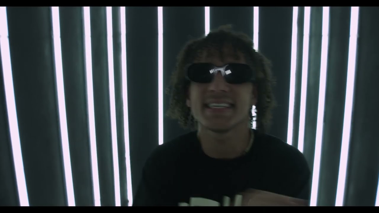 Pyrex Pryce - Steezy (Music Video) - YouTube