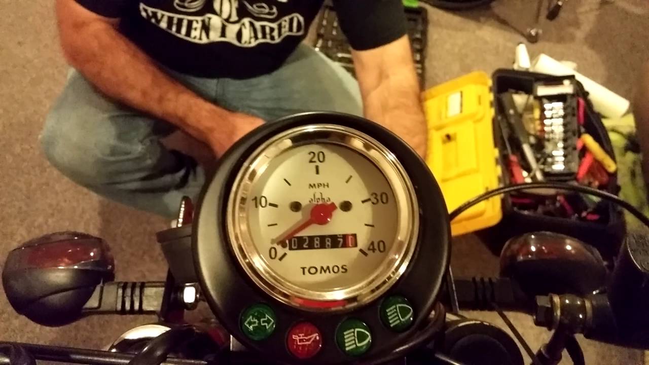 How to replace Tomos Streetmate R speedometer cable and fix non working ...