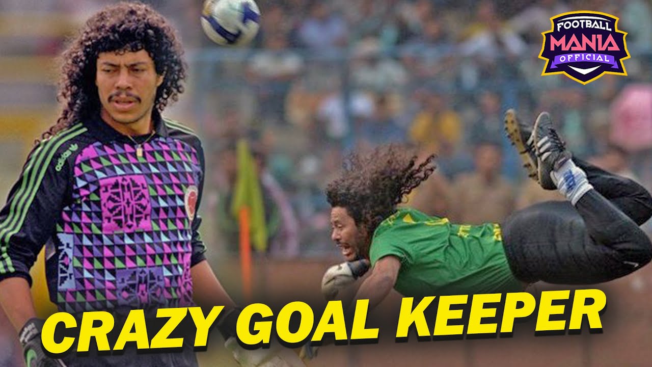 CRAZY GOALKEEPER 😱😱 - YouTube