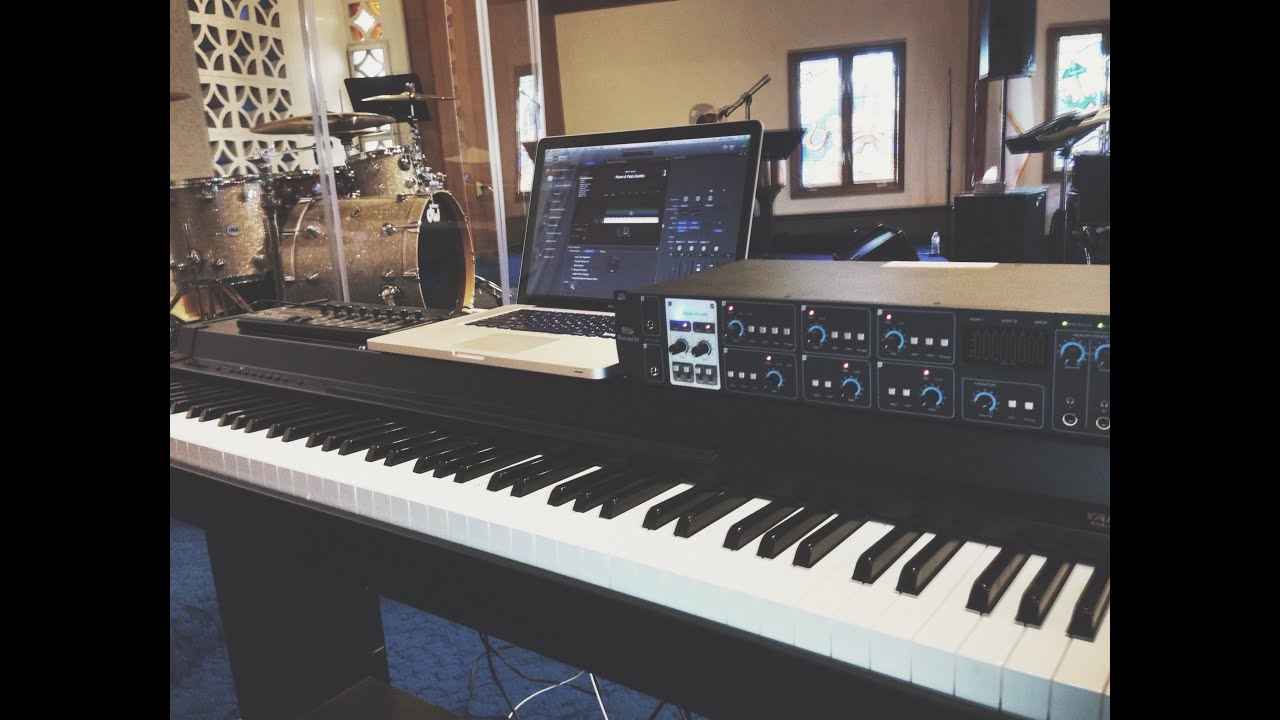 Tutorial De Piano & Efectos - Habitacion - EEYEV (MainStage 3) - YouTube