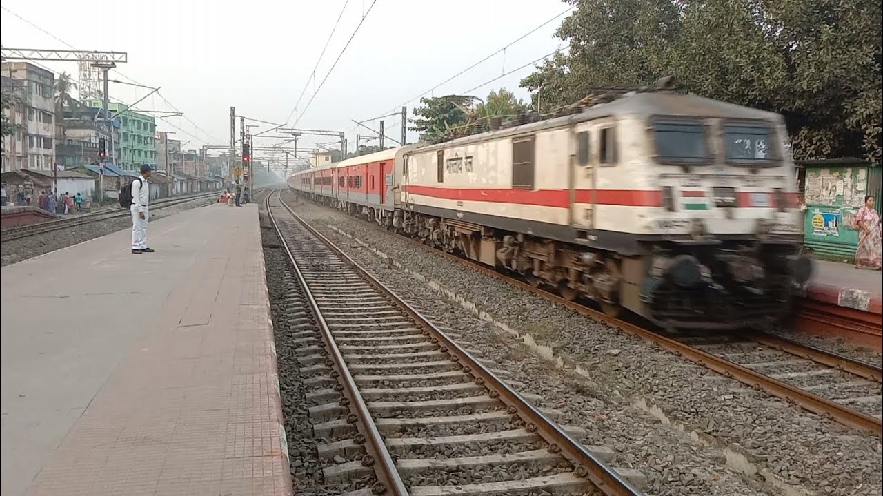 (15in1||) Sealdah Main line Section High speed train in Belgharia||MAA ...