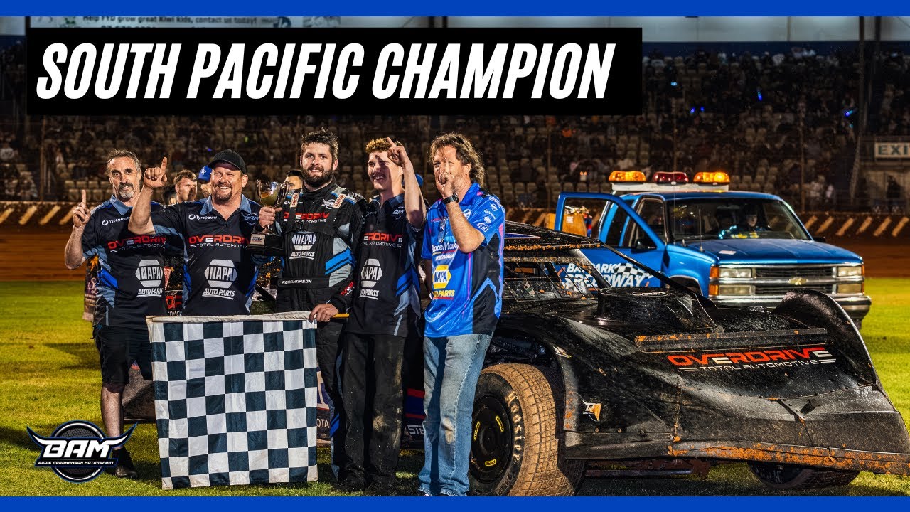South Pacific Super Saloon CHAMPION at Baypark Speedway - YouTube