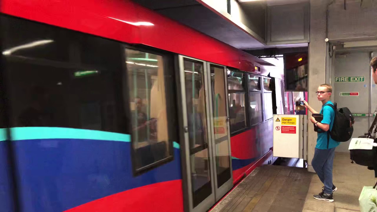09-08-19 - Woolwich Arsenal DLR - YouTube