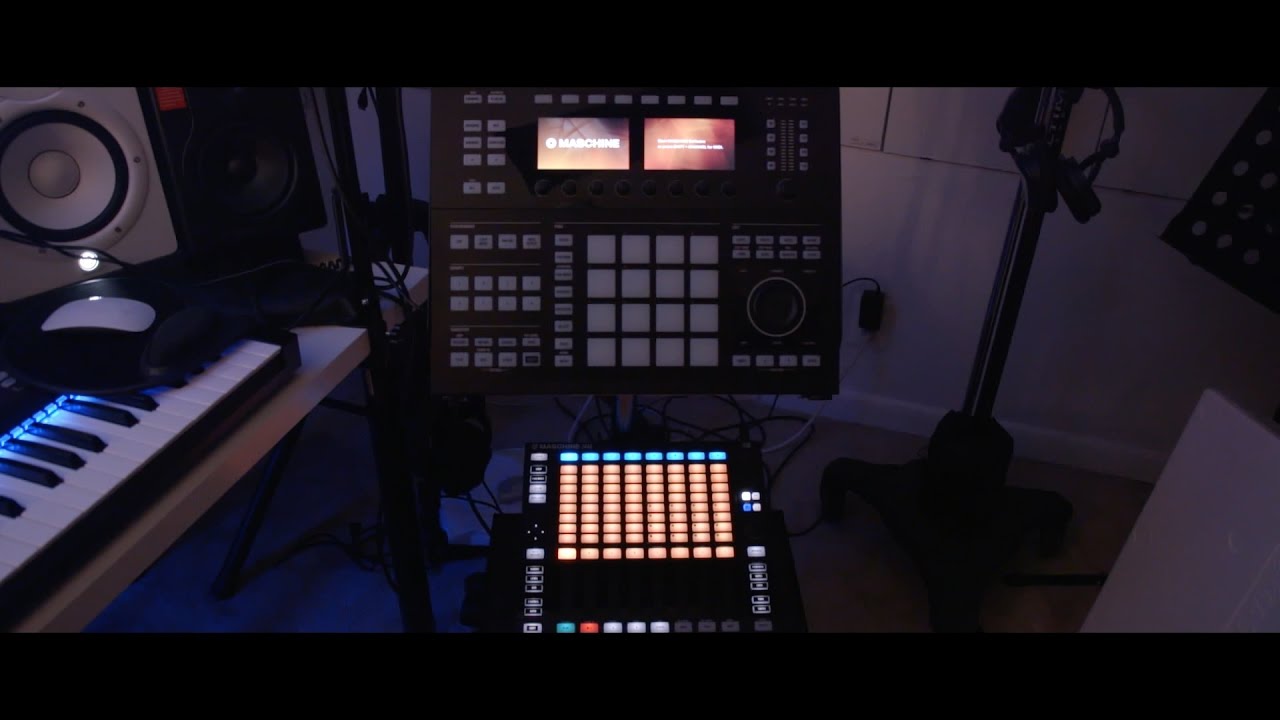 Maschine Jam - Stand Shelf Solution w/ Maschine Studio - YouTube