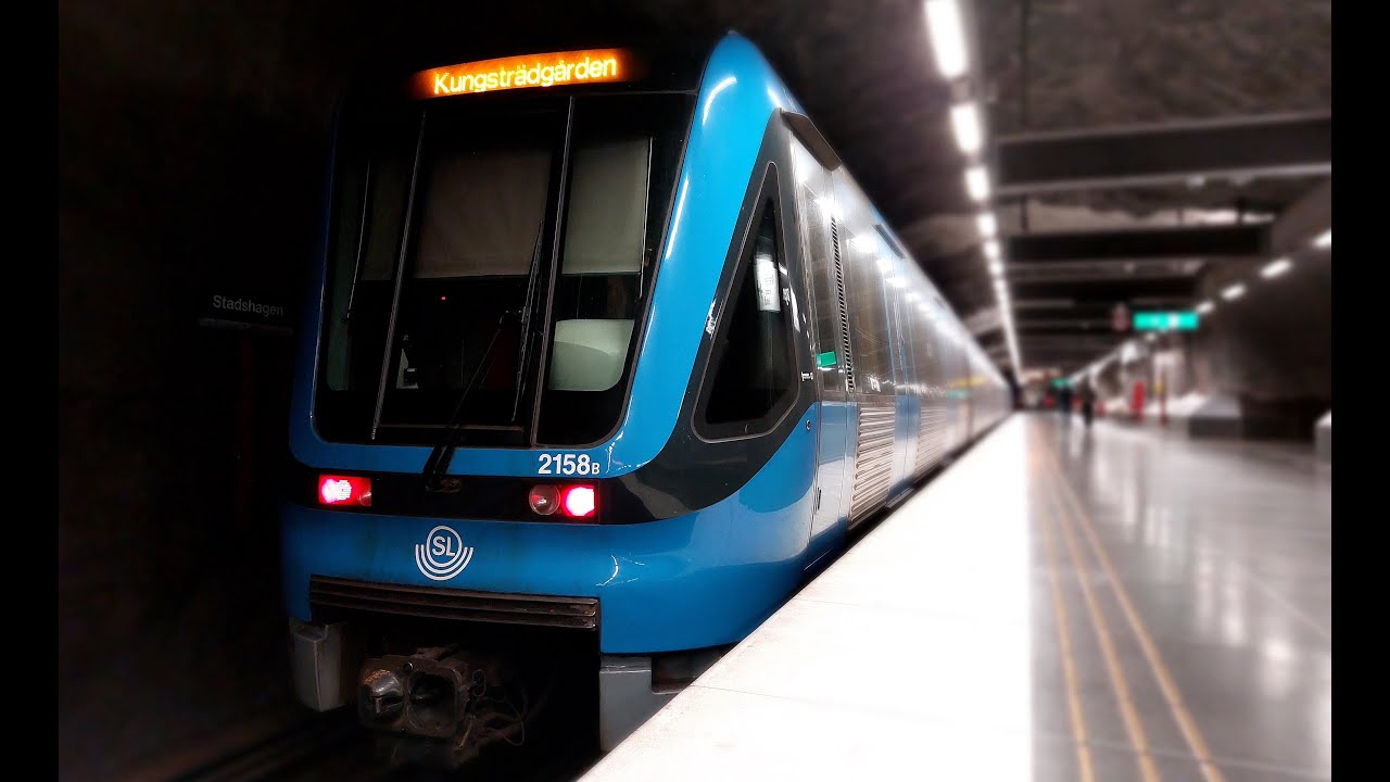 Stockholm Subway @ Stadshagen, Blue Line. - YouTube