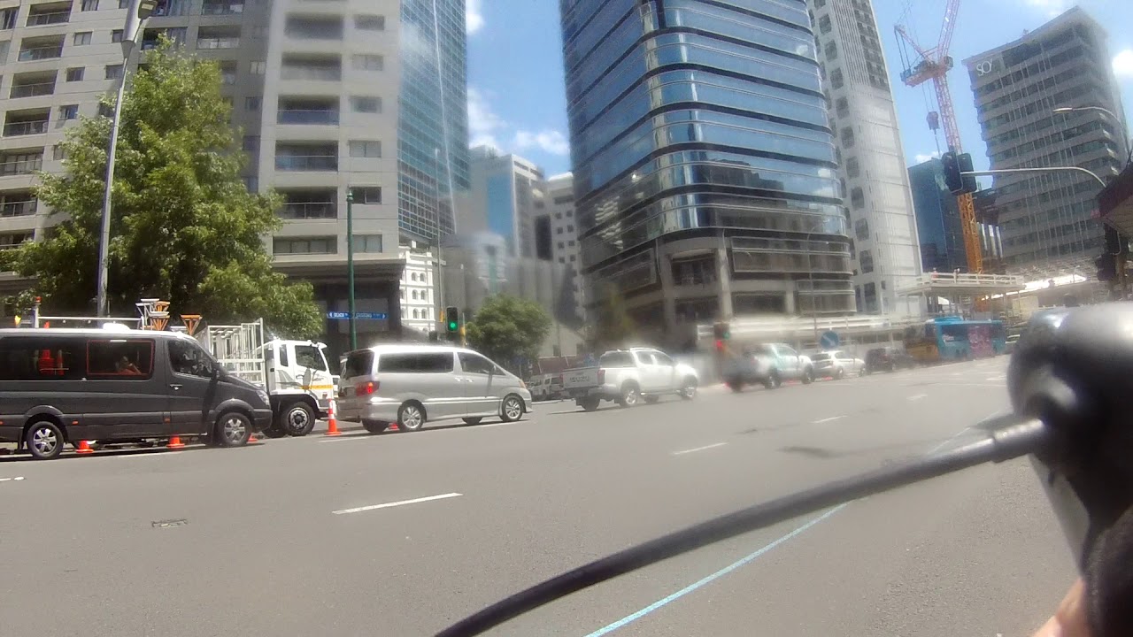 Cars Blocking Intersection 7December2018 - YouTube