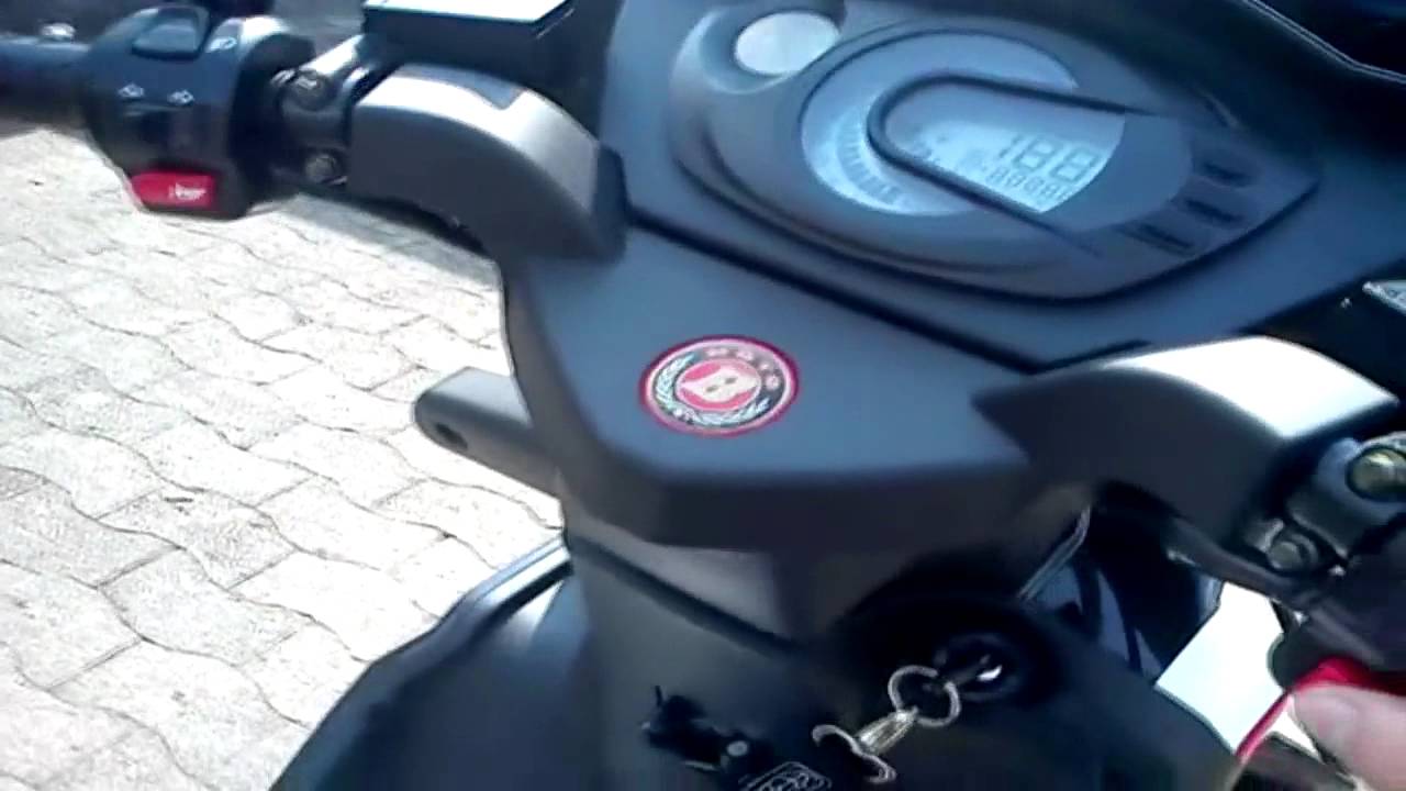 Motobi Pesaro 50 Replica Review [HD] - YouTube