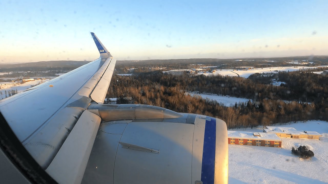 4K | Snow landscape landing | Scandinavian Airlines | Airbus A320-251N ...