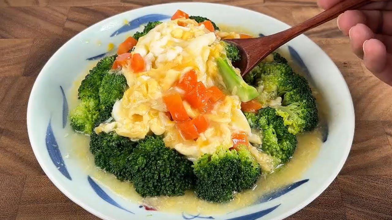 Easy 15 Minute Broccoli Recipe with Egg Sauce - YouTube