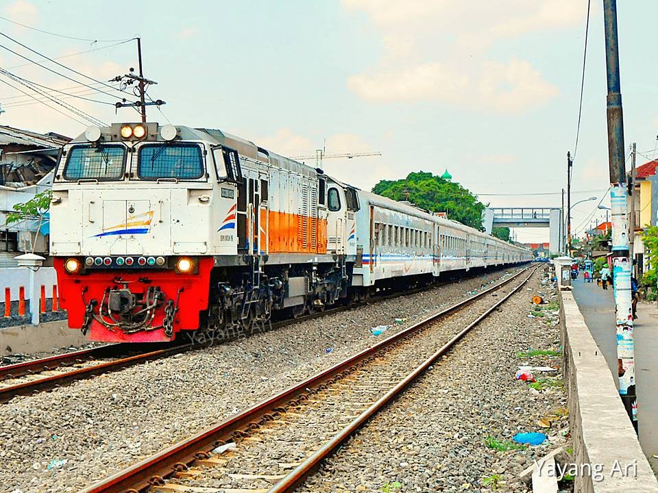 Kereta Penumpang Terpanjang di Indonesia, Kertajaya Tambahan (Keranjang ...