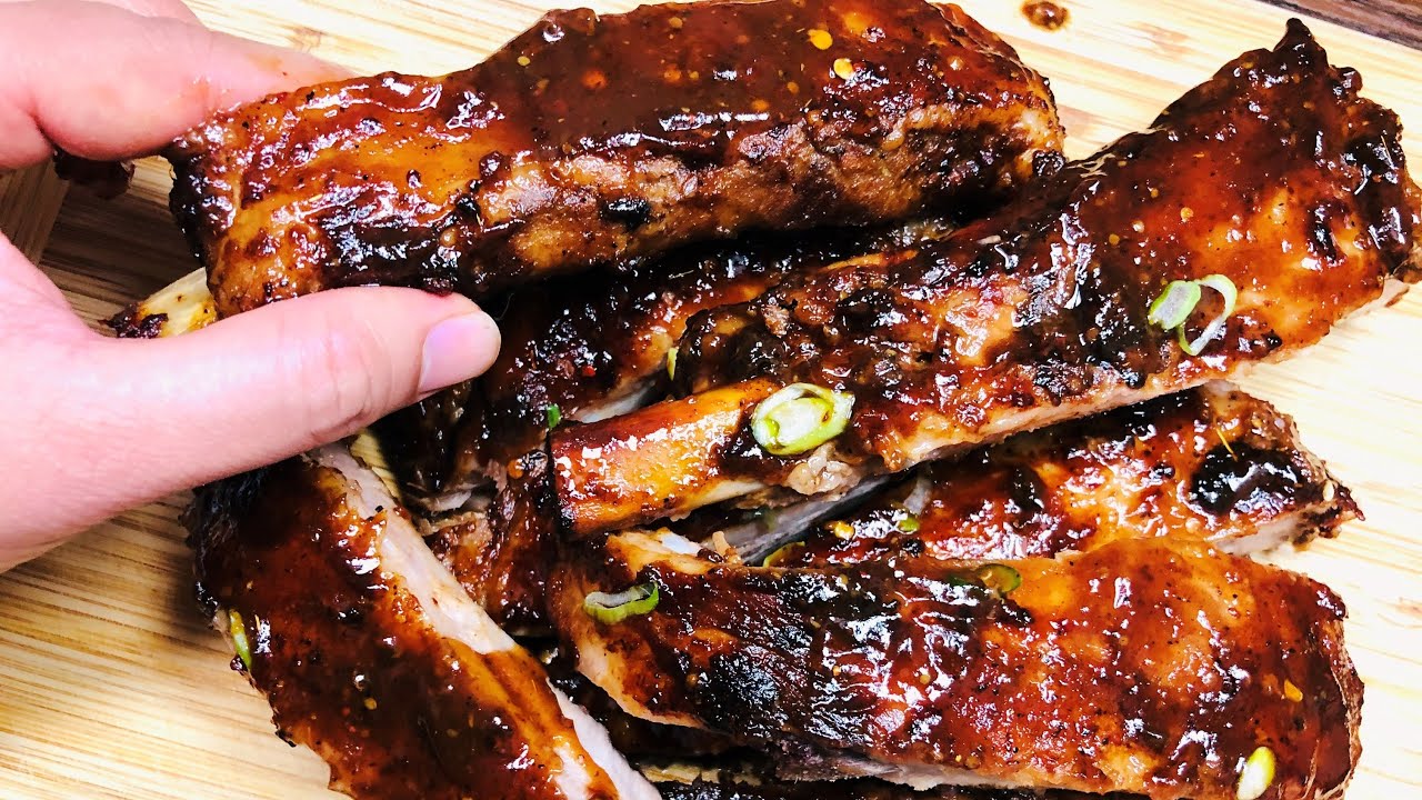 BBQ Ribs In Slow Cooker | Barbecue Ribs With A Special BBQ Sauce - YouTube