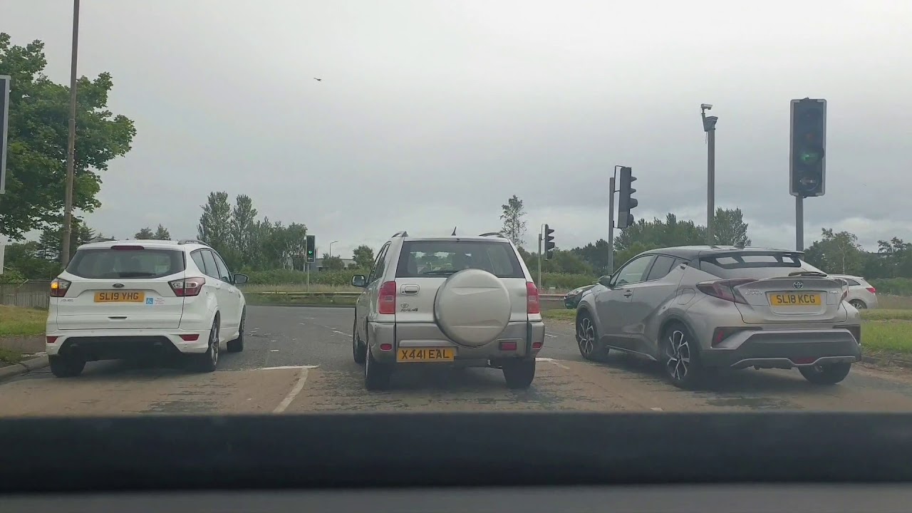 Learner Driving Tips: A71 Calder Roundabout (towards Edinburgh) Right ...