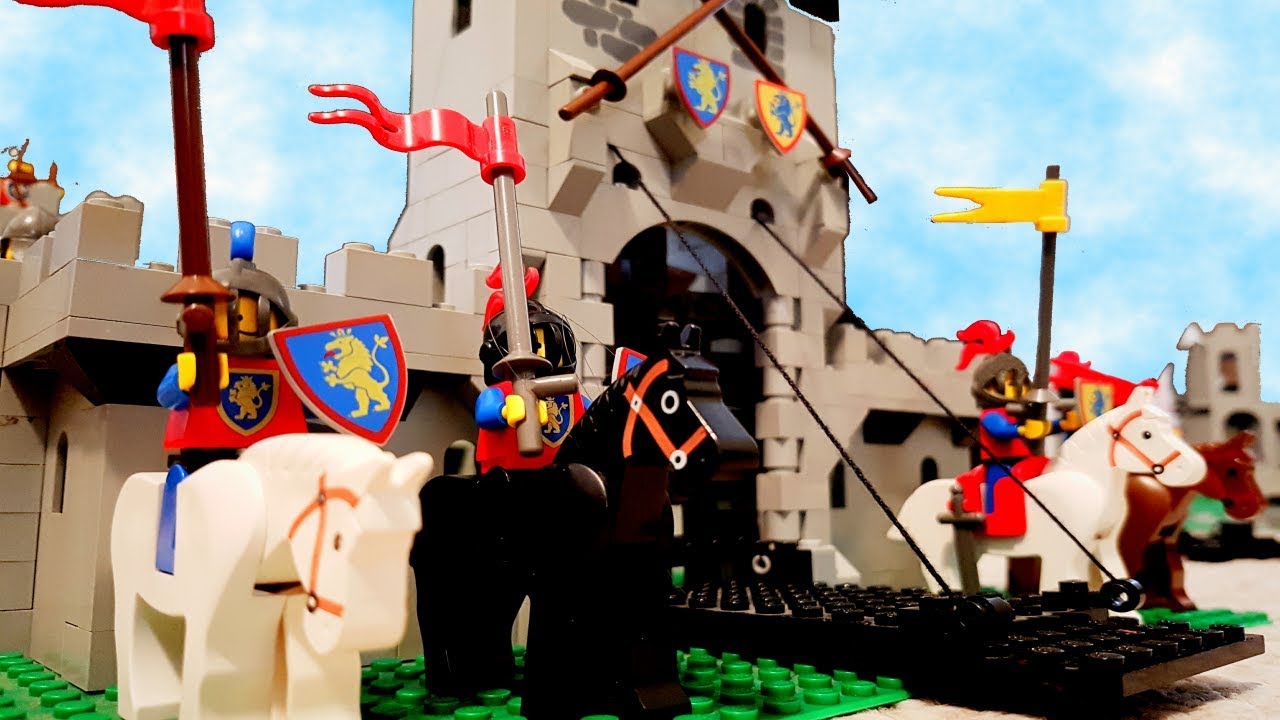 The Lego Castle Adventure - Kids Play and Battle with 90s Lego Castle ...