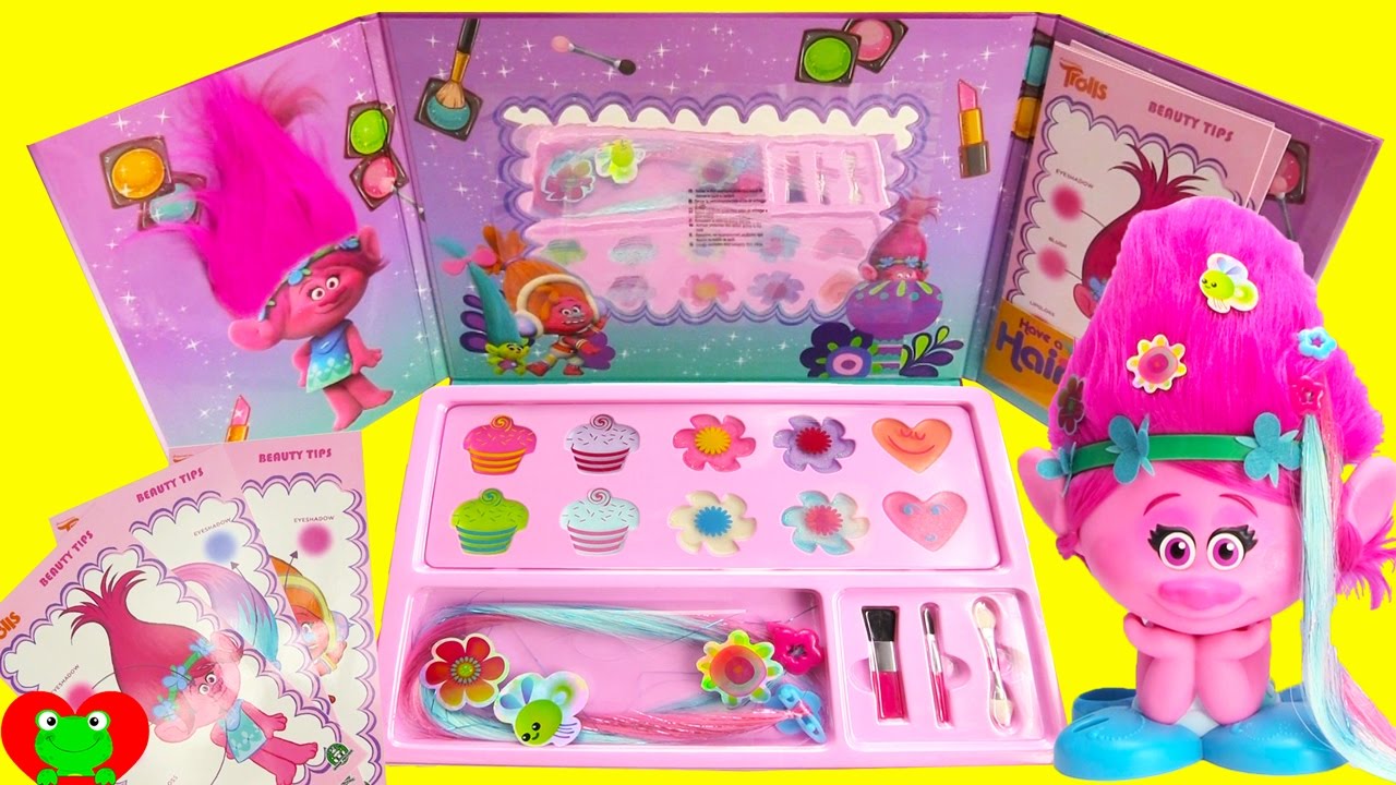Trolls Poppy Makeup Artist and Surprises Hatchimals - YouTube