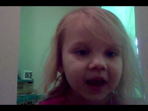 Izzy singing daddy song - YouTube