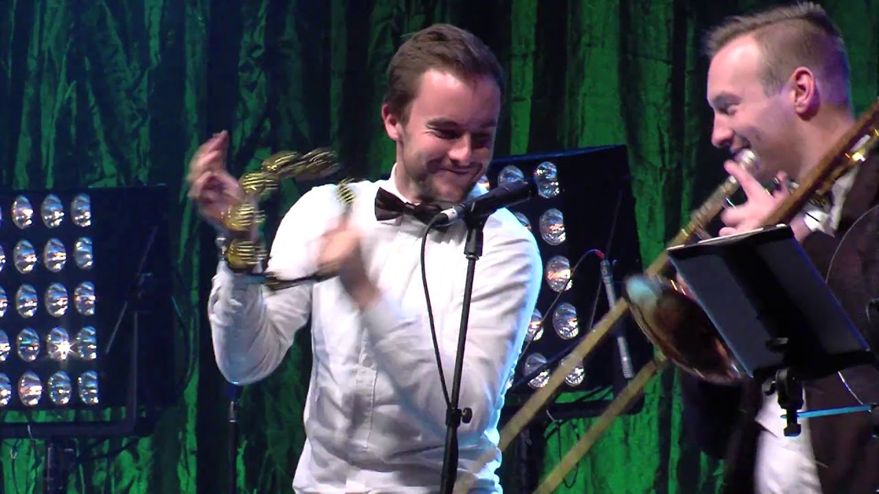 The Cast Adelaide Corporate & Events band with Chloe Castledine 2017 ...